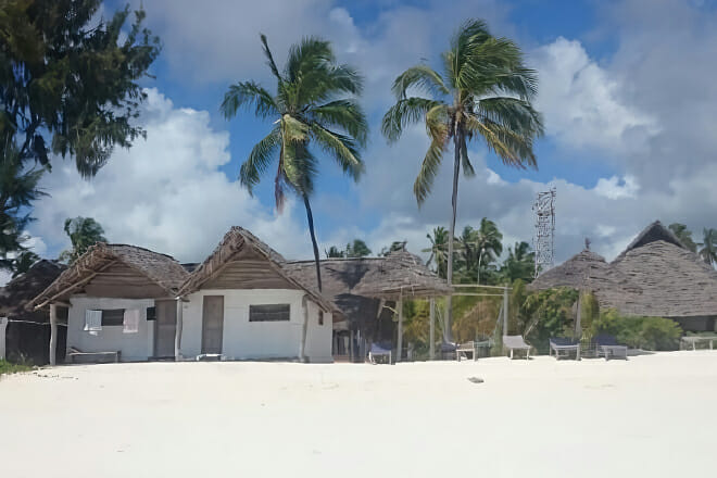 What Types of Electrical Plugs Do They Use on the East Coast: Overview