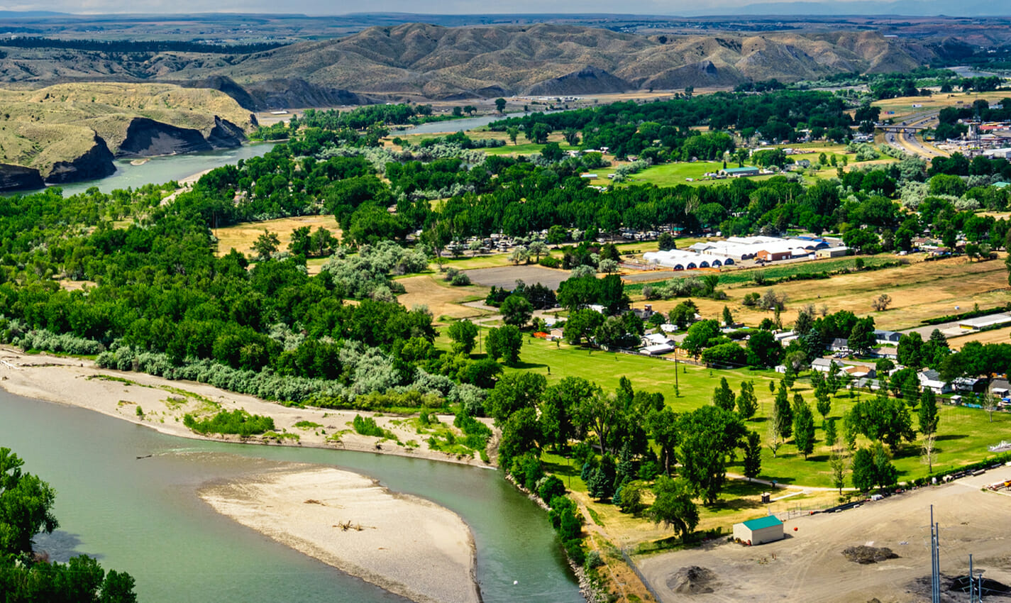 what is the best time of year to visit montana travel photo