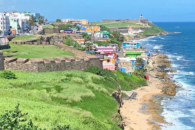 Will My Phone Work in Puerto Rico? A Friendly Guide: Network Compatibility