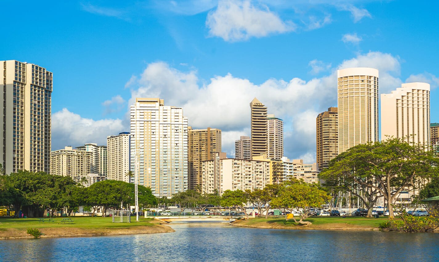 is there free parking in oahu travel photo