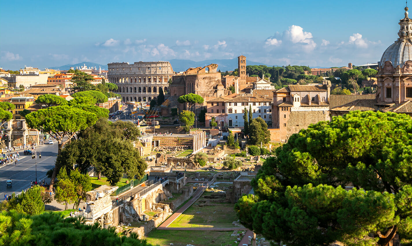 what types of electrical plugs do they use in italy travel photo