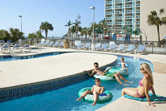 Captain&rsquo;s Quarters Resort