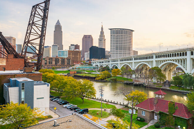 Cleveland, OH