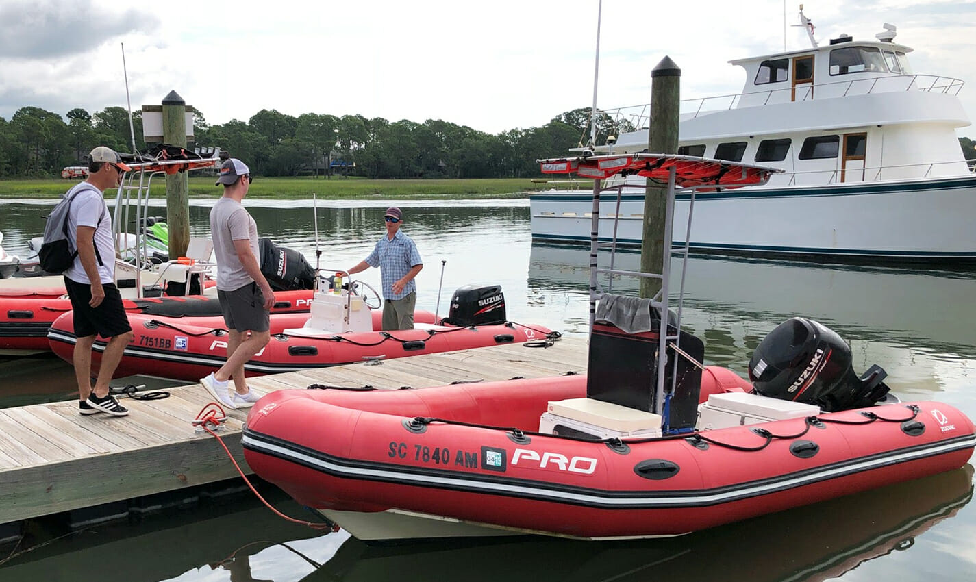 commander zodiac travel photo