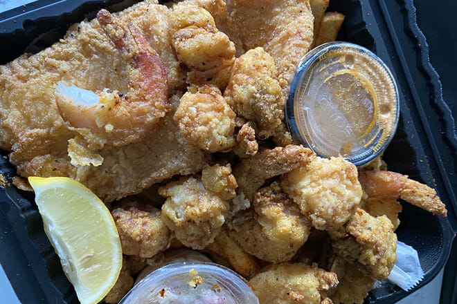 Darryl's Corner Bar & Kitchen