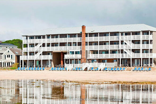 Surfside Hotel & Suites