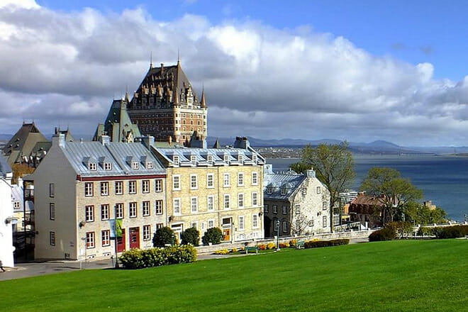 What Are The Main Religions In Canada: Overview