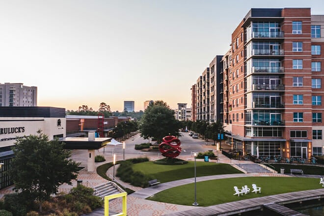 What Food is The Woodlands, TX Known For: Popular Cuisines