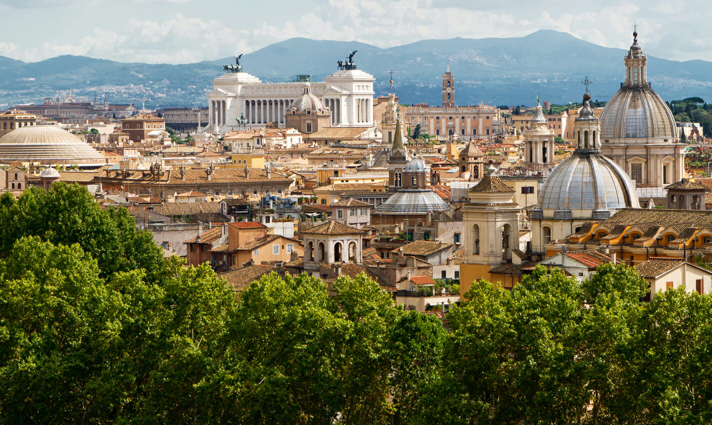 public displays of affection in italy travel photo