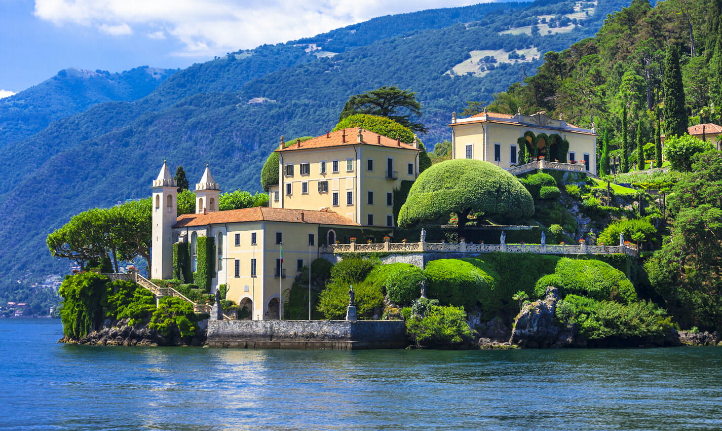 what to pack for italy travel photo