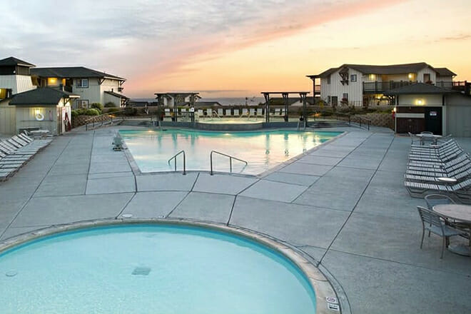 Sanctuary Beach Resort, Monterey