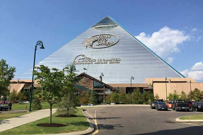 Bass Pro Shops at the Pyramid