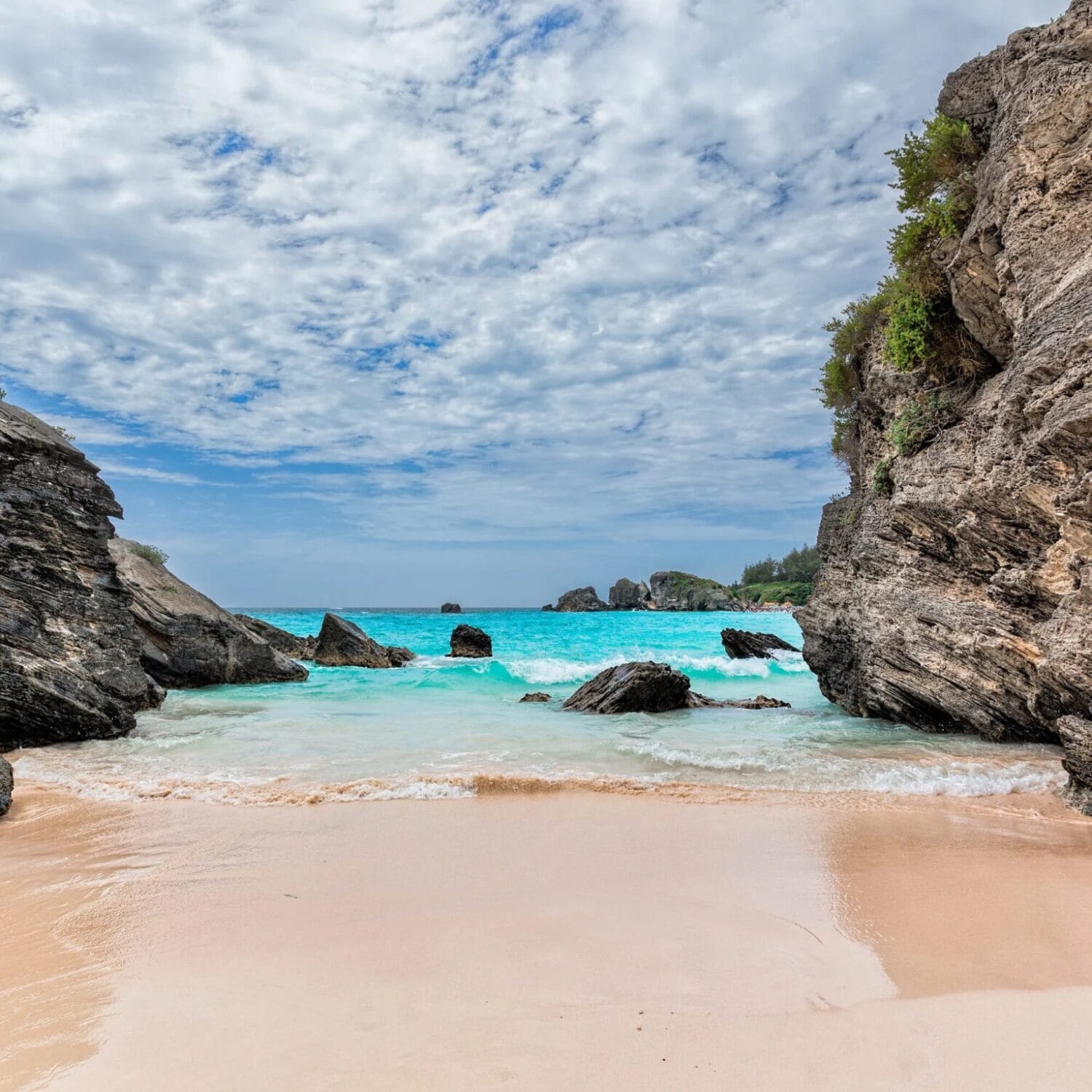 bermuda beach edited 1536x1536 1