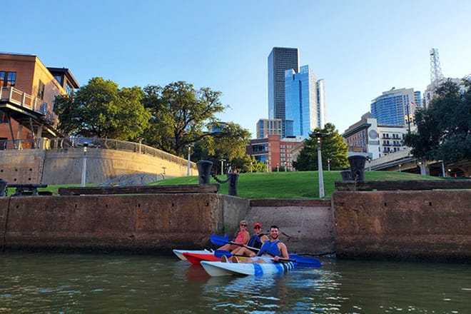 buffalo bayou kayak tours 2