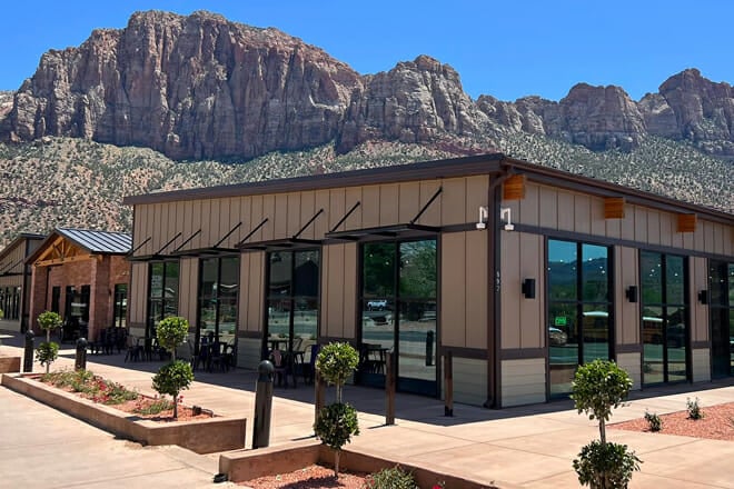 Bumbleberry Gift Shop And Bakery