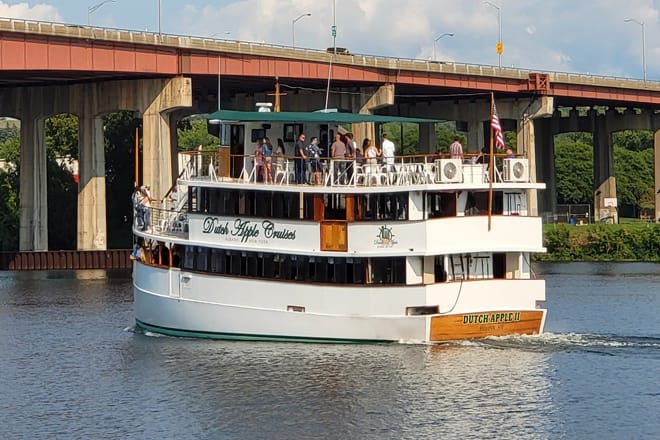 Dutch Apple Cruises & Tours