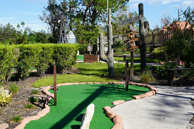 Evie's Family Golf Center