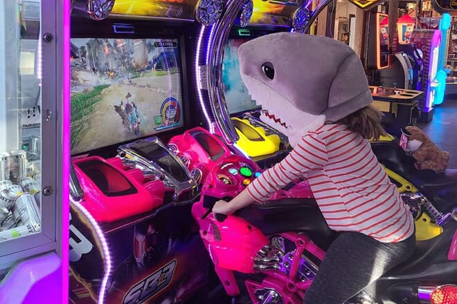 Flippers Family Arcade