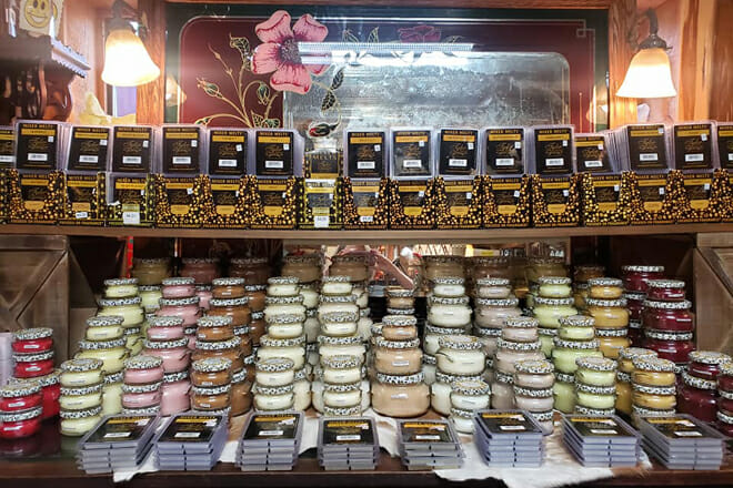 Janet&rsquo;s Treasure Chest