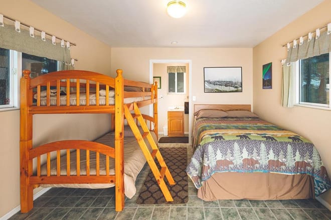 Lynn View Lodge and Cabins (Haines)