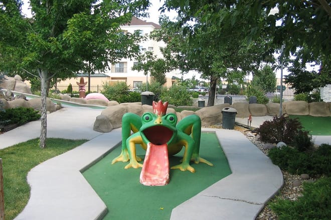 Magic Carpet Golf