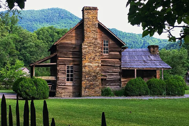 Mountain Farm Museum