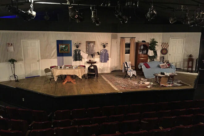 Newport Playhouse & Cabaret Restaurant