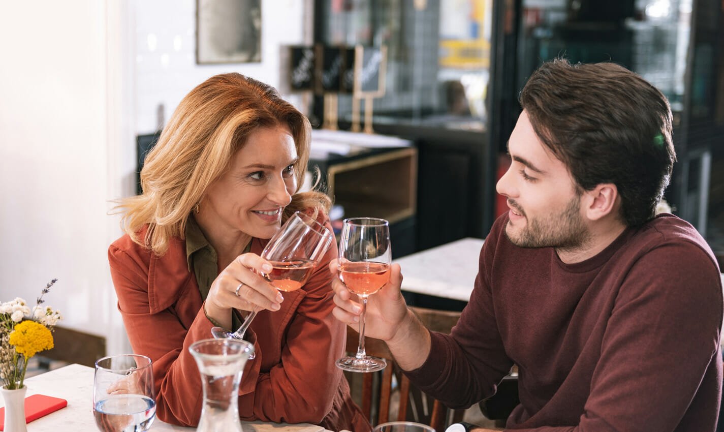 romantic things to do in eureka springs for couples