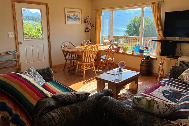 Snappers Inn (Haines)