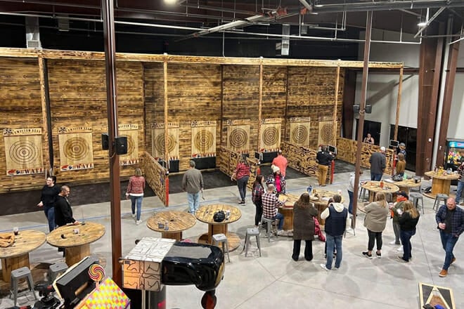 Twisted Axes Throw House