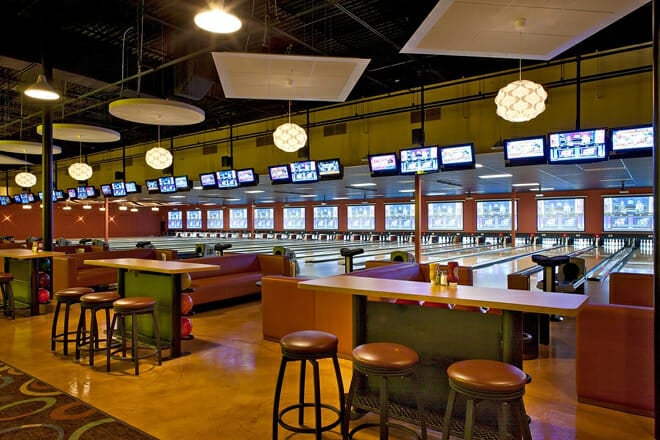 Vero Bowl - Lanes & Lounge