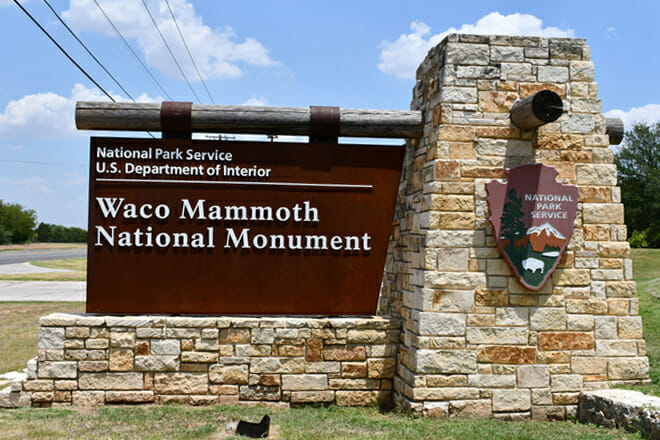 Waco Mammoth National Monument