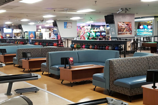 Westside Lanes & Fun Center