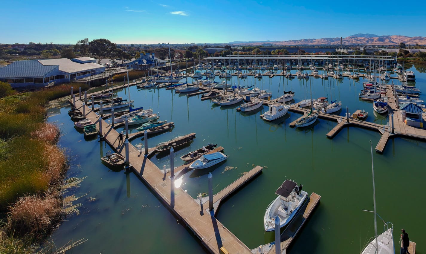 romantic things to do in brentwood for couples