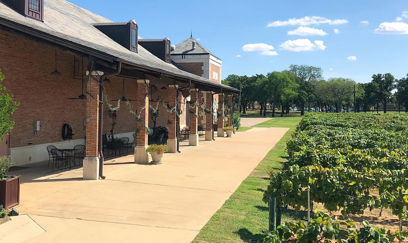 romantic things to do in grapevine for couples