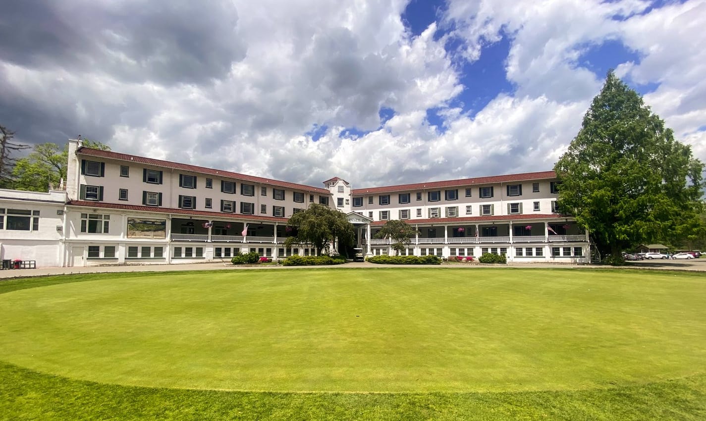 romantic things to do in the poconos for couples