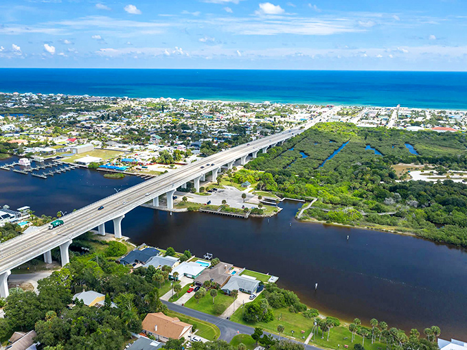 A1A offers the ultimate Florida twofer: sparkling Atlantic views on one side, peaceful Intracoastal waters on the other.