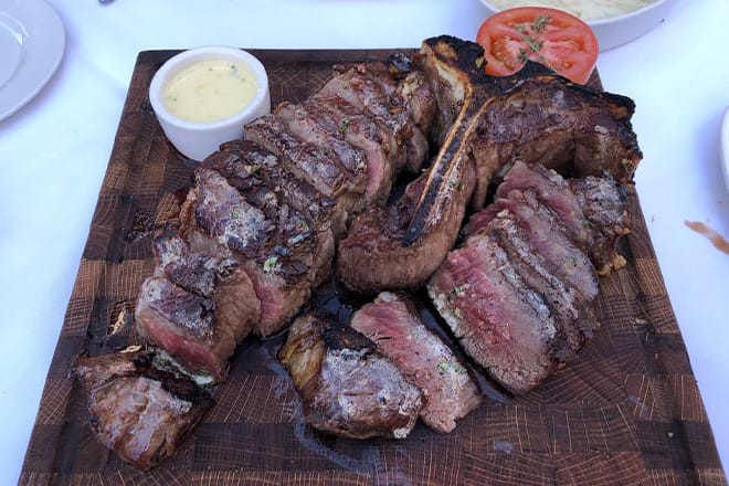 555 East American Steakhouse