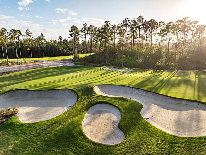 Tee off on our world-class greens, where golden hour shadows and manicured fairways offer a golfer&rsquo;s true coastal paradise.