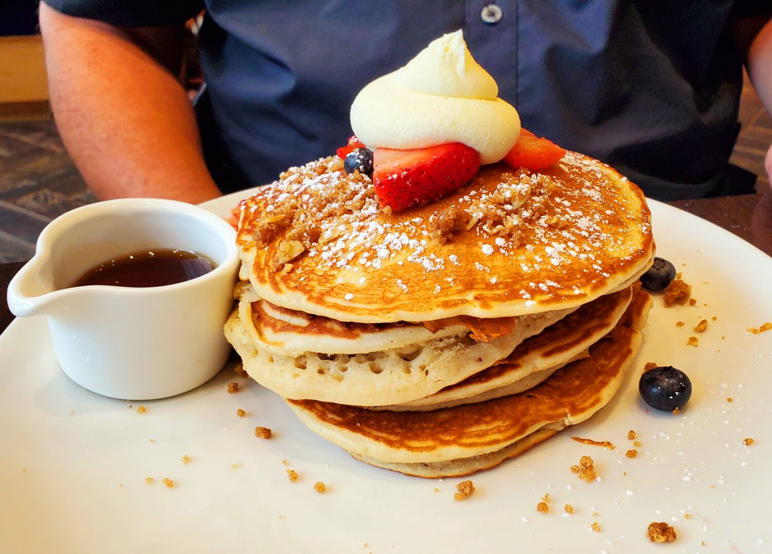 a plate of fluffy pancakes