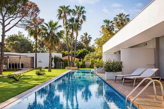 Acanthus & Cennet Barut Collection, Turkey