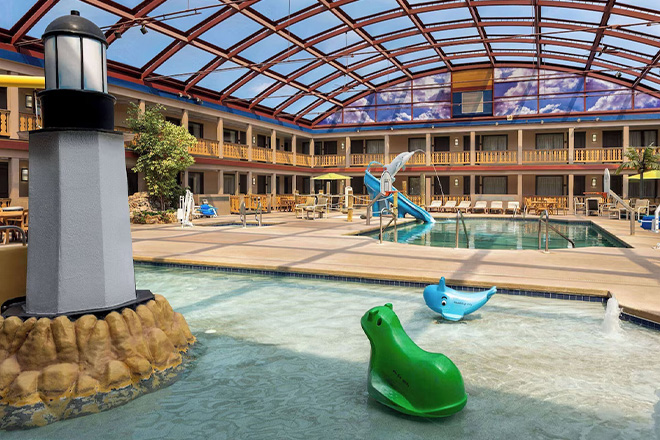 AmericInn by Wyndham La Crosse Riverfront Conference Center