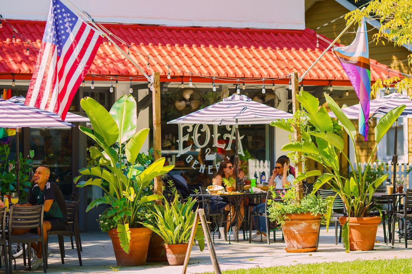 A shot of the exterior of the Eola General Store showing customers enjoying their meal.