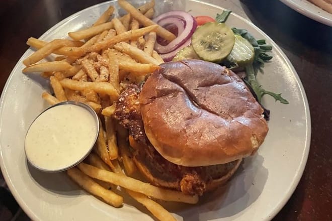 Angry Goldfish Pub & Eatery