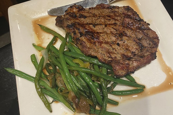 Annie's Paramount Steak House