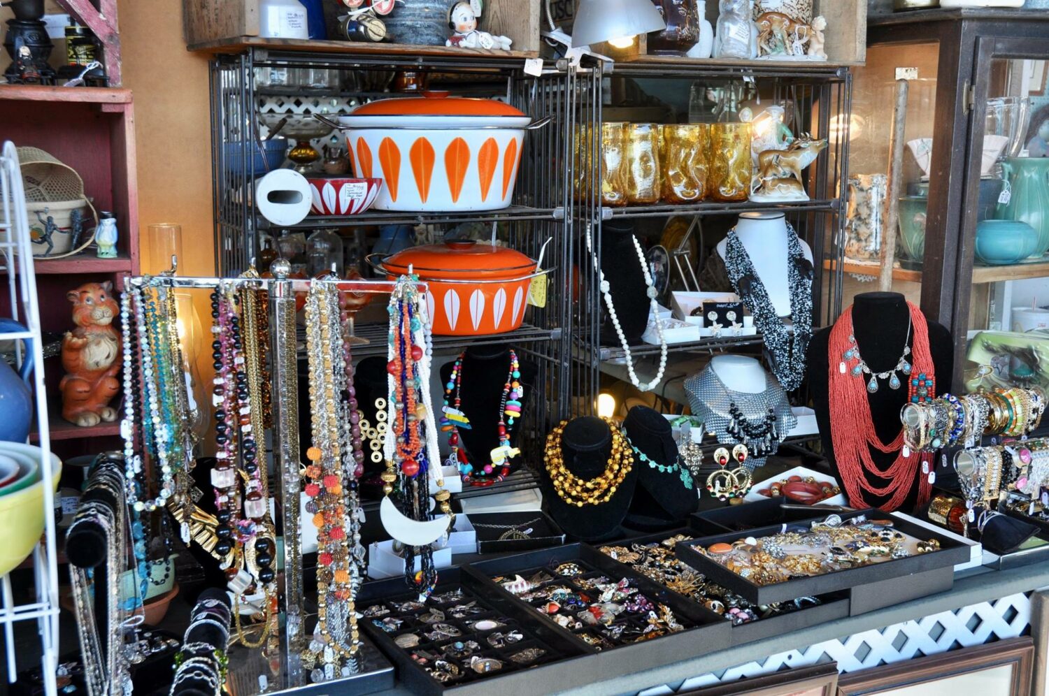 Antique Victorian jewelries