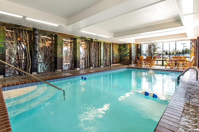 Bass Pro Shops Angler's Lodge