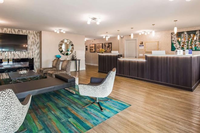 Best Western Naperville Inn