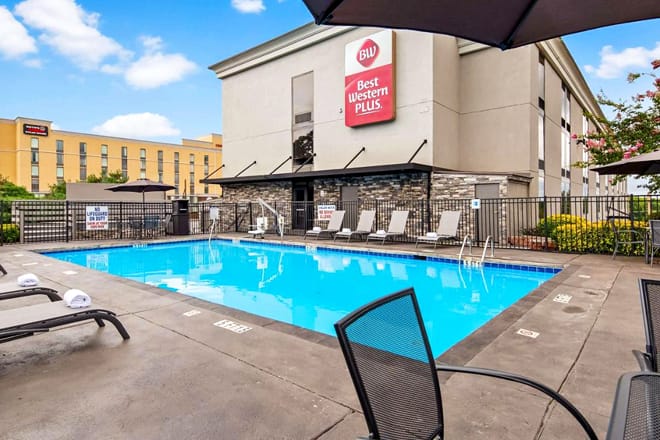 Best Western Plus Greenville I-385 Inn & Suites