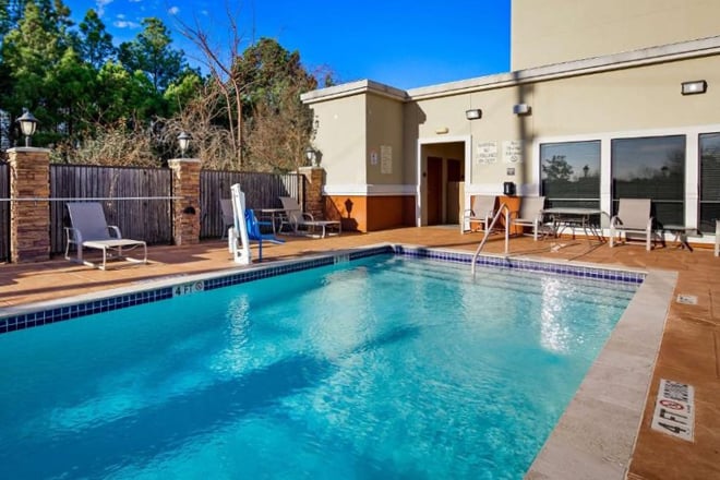 Best Western Plus Spring Inn & Suites